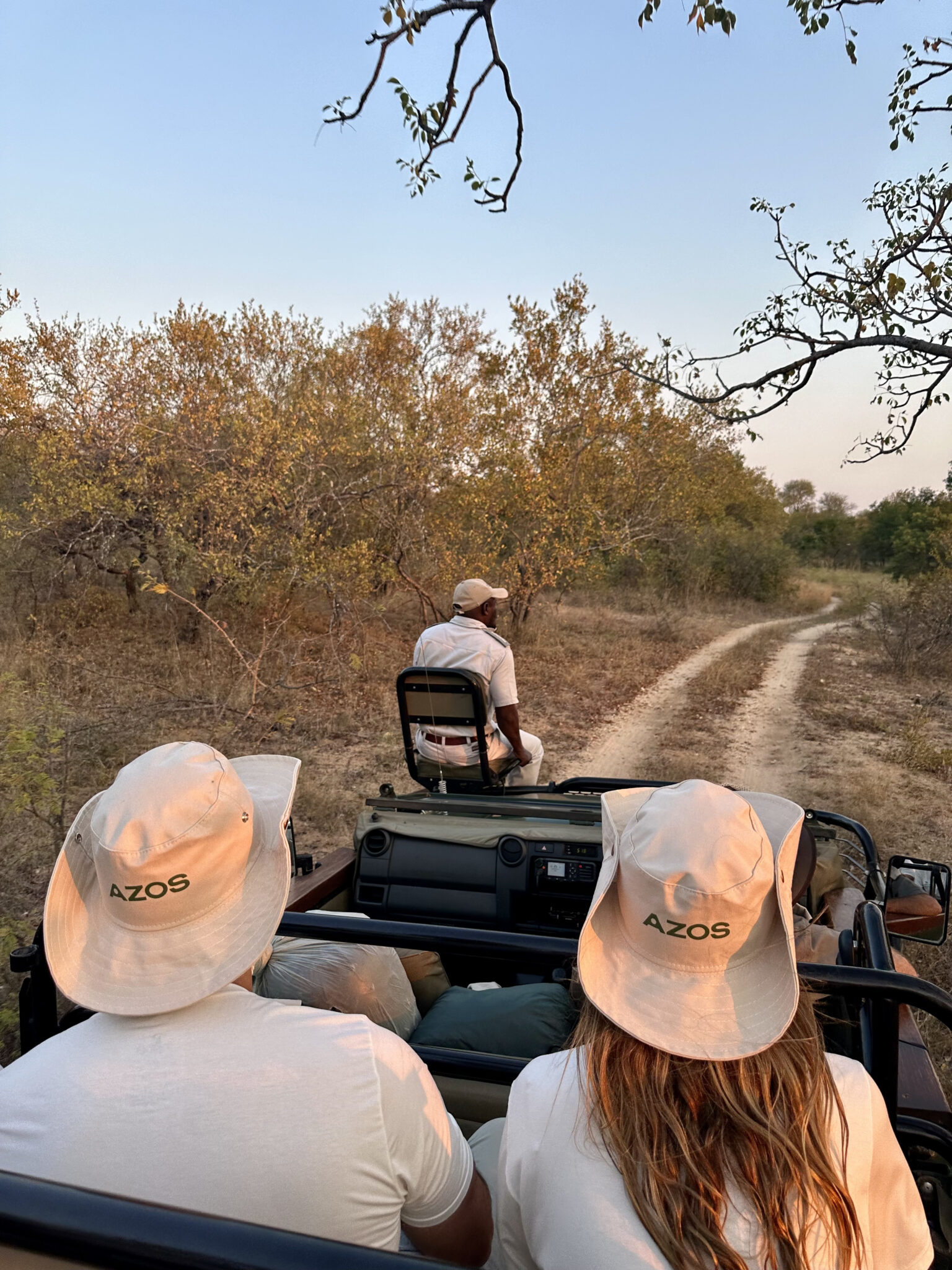 Azos leva vencedores da campanha Passaporte Azos à África do Sul Azos ...