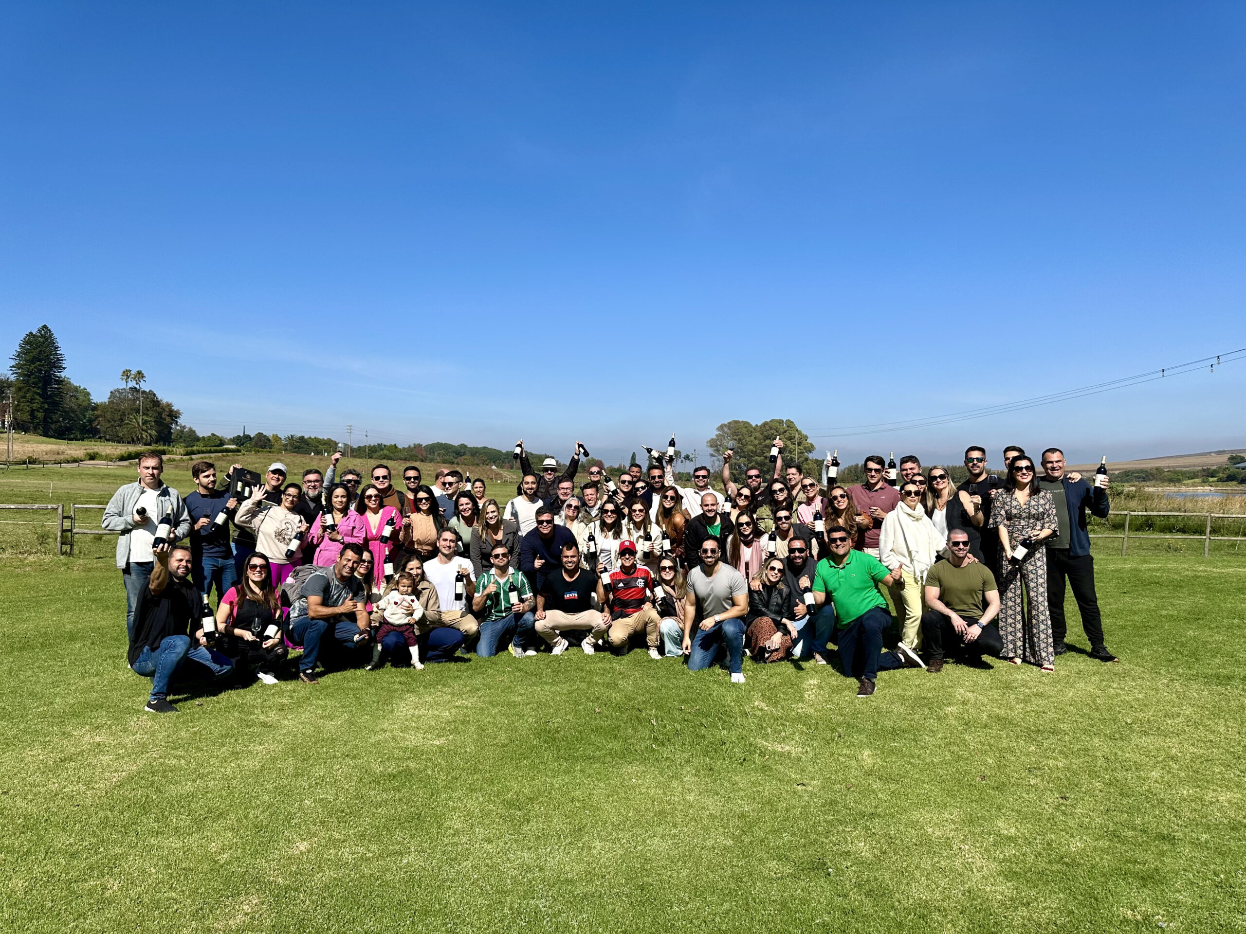 Azos leva vencedores da campanha Passaporte Azos à África do Sul Azos ...