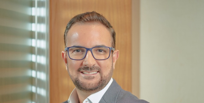 Em Terra de Robôs, quem tem Coração é Rei Bradesco Seguros, Leonardo ...